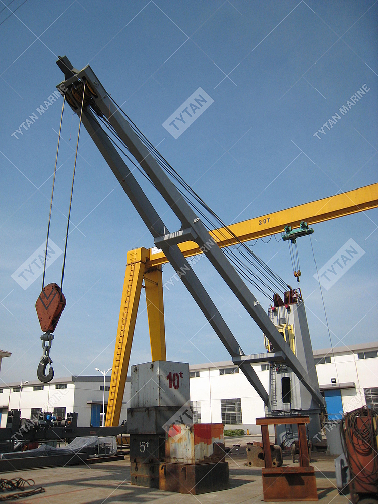 Deck Cargo Crane, China Deck Cargo Crane Manufacturer | Tytan Marine